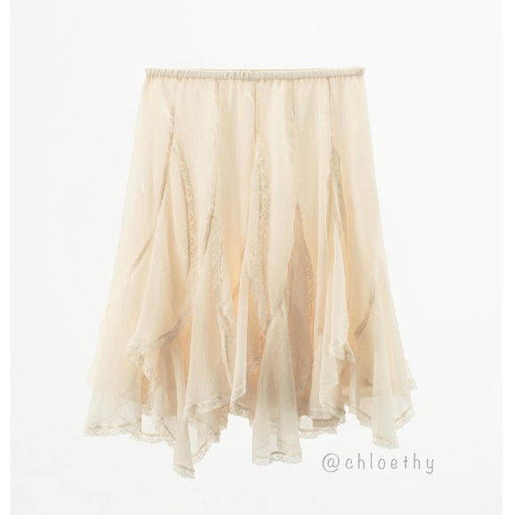 Zara | Skirts | Zara Ruffled Skirt | Poshmark